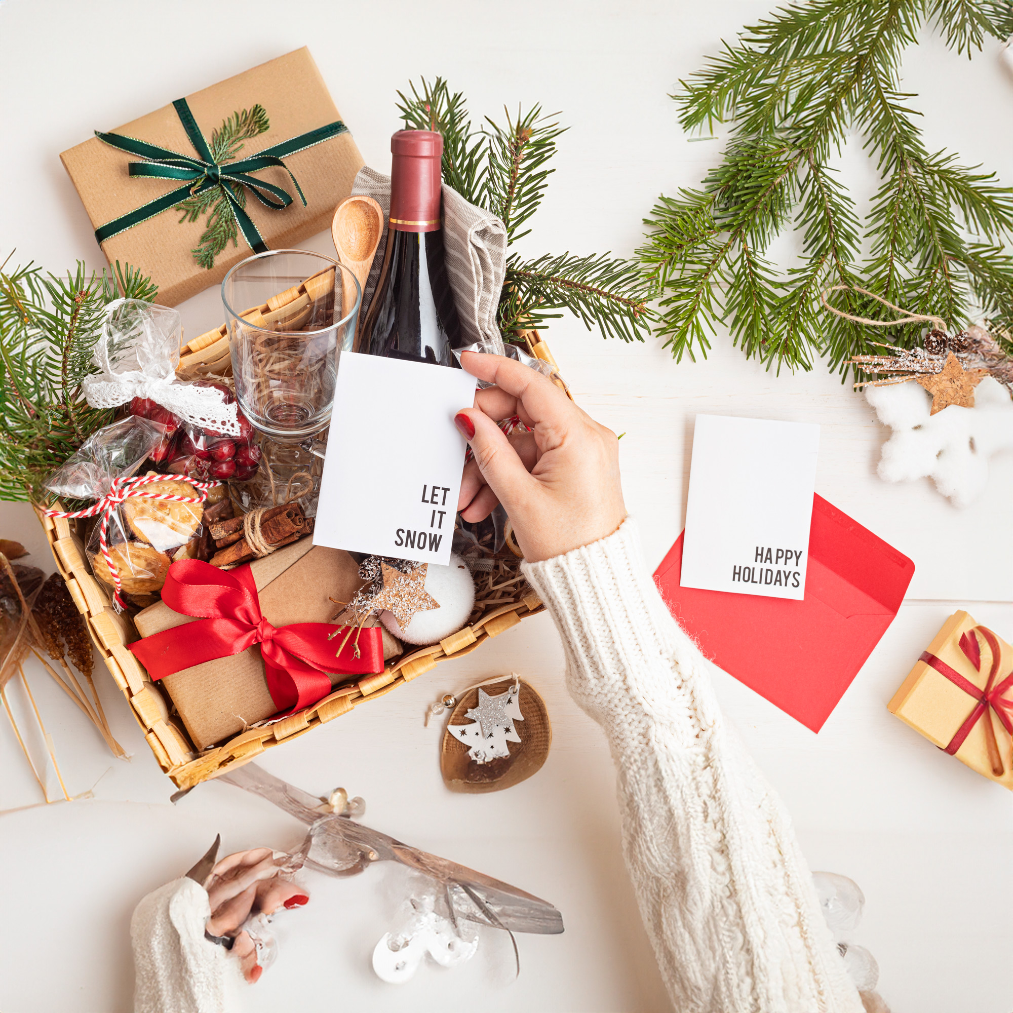 Best Christmas Hampers & Champagne Gifts For 2024